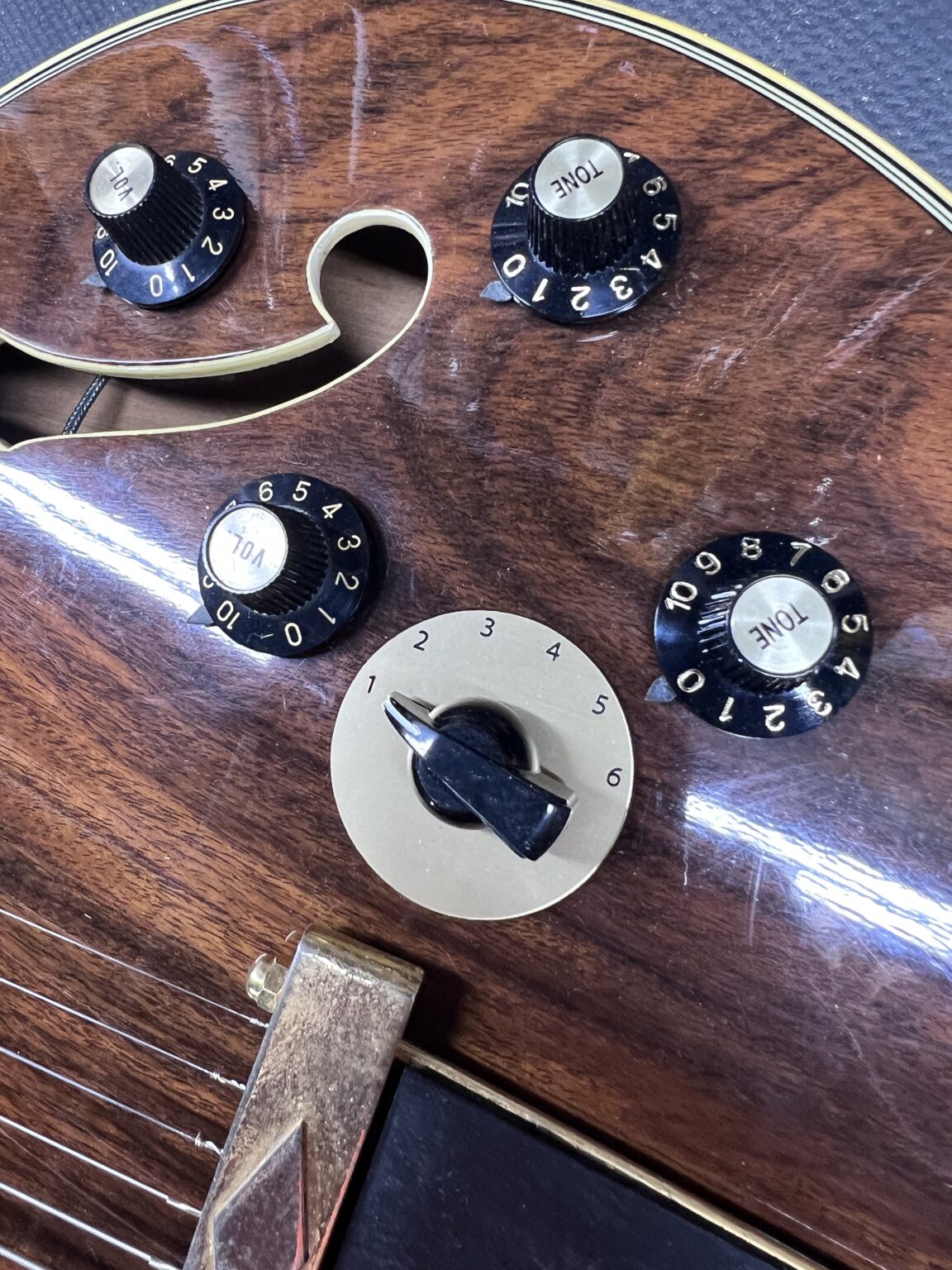 Brooklyn Fretworks – Bespoke guitar design, repair and modification